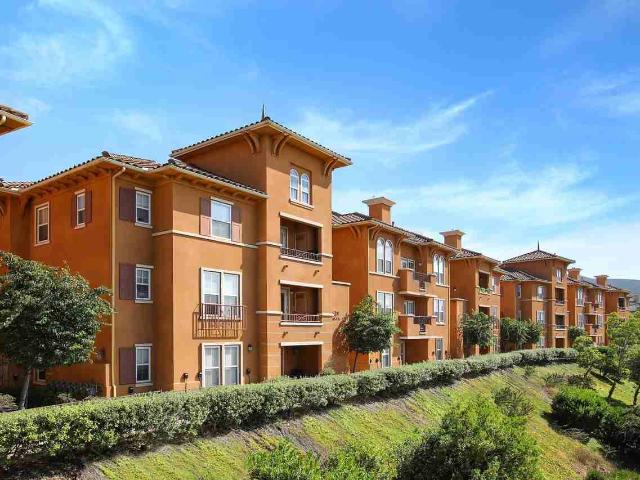 Prominence Apartments 2 Bedroom Apartment for Rent at 601 S Twin Oaks Valley Rd, San Marcos, CA 92078