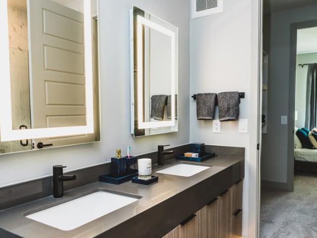 Prominence 2 Bedroom Apartment for Rent at 3699 Lenox Rd Ne, Atlanta, GA 30305 North Buckhead