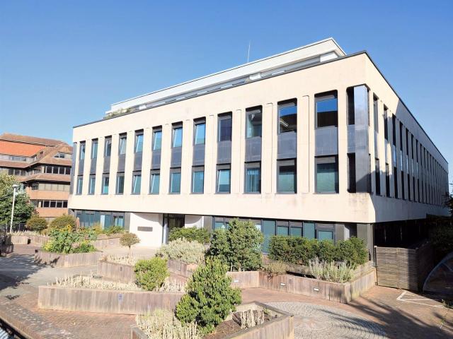 Property to let in Chart Way, Horsham, RH12 RH12 1QB | Courtney Green