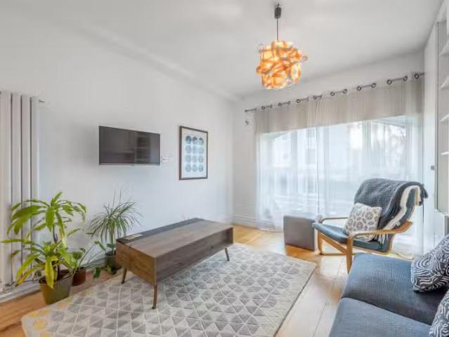 property to let in Gloucester Avenue, Primrose Hill, London, N.