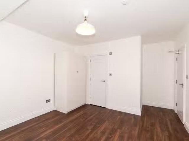 property to let in Davidson Road, Croydon, CR0 £875 pcm