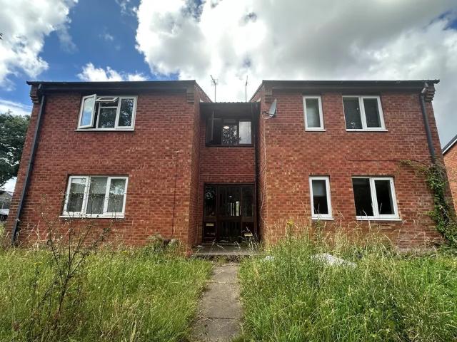 property to let in Harrowby Drive, Tipton, West Midlands £650 pcm