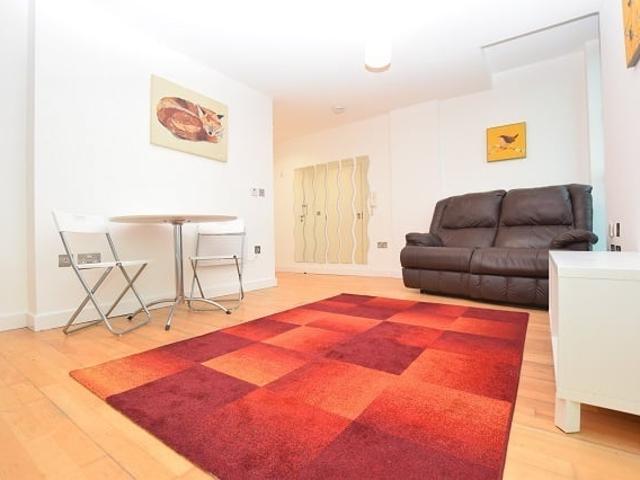 property to let in Jet Centro, St Marys Rd, S2 4AU £750 pcm
