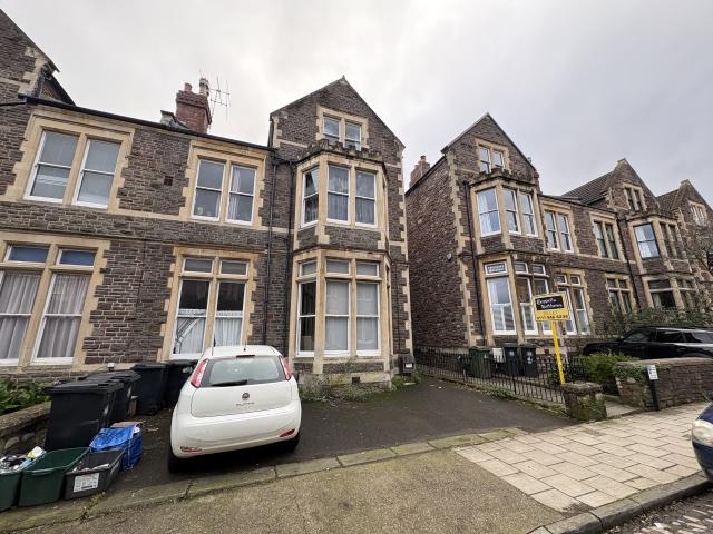 property to let in Mortimer Road, Clifton £700 pcm