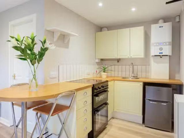 property to let in Wheatley Road, Forest Hill, Oxford, OX33.