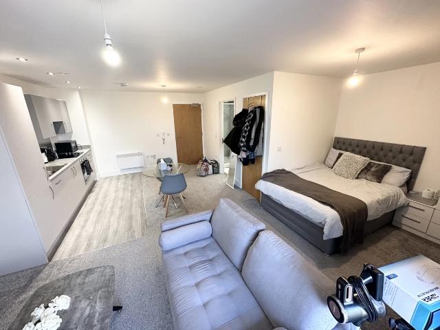 Property To Rent Adelphi Street, Salford, M3 | Studio through Edward Carter Properties