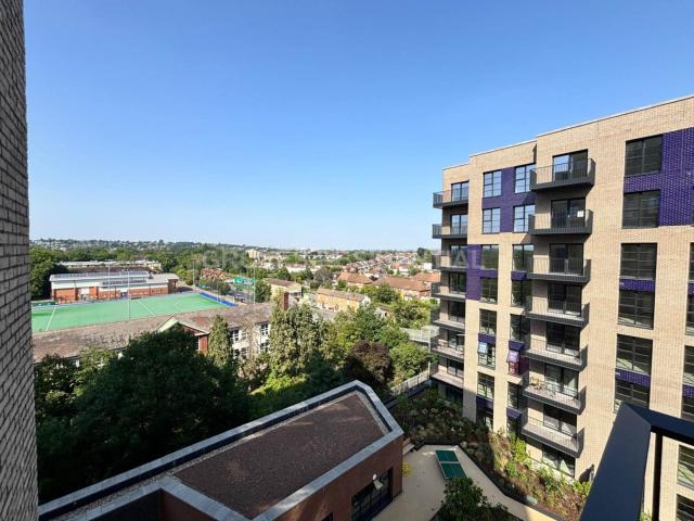Property To Rent Burlington Road, New Malden Groves Residential ID 4088
