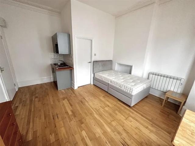 property to rent burton road, kilburn, nw6 | flat through abacus estates