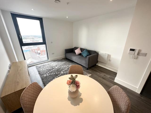 Property To Rent Cheetham Hill Road, Manchester, M4 | 1 Bedroom Apartment through Edward Carter Properties
