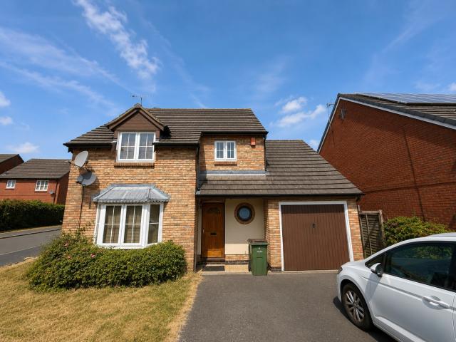 Property To Rent Elliot Close, Oadby, LE2 | 3 Bedroom House through Oadby Estates