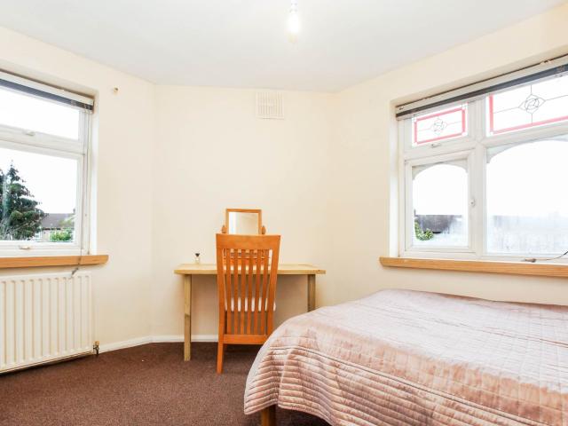 Property To Rent Felstead Road, Waltham Cross Knight Bishop ID 6616