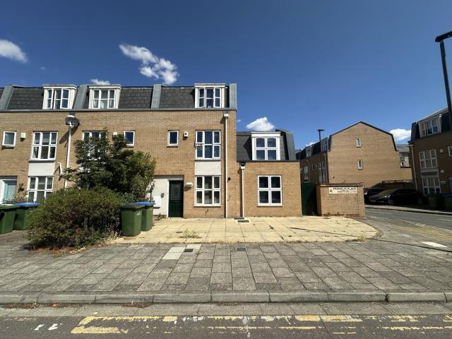 Property To Rent Franklin Place, Lewisham, SE13 | 4 Bedroom House through CKB Estate Agents