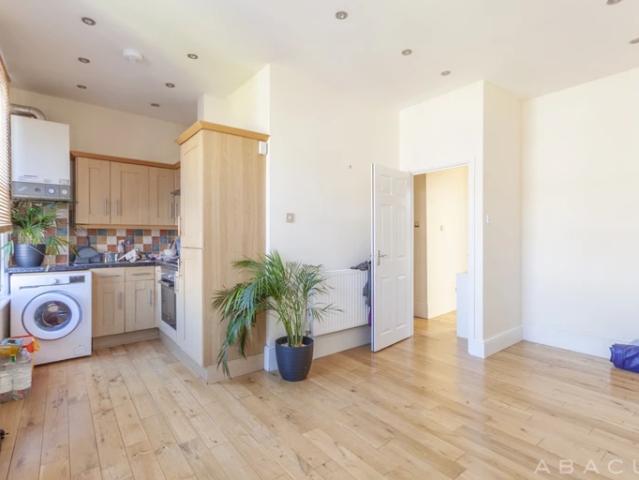 property to rent goldhurst terrace, west hampstead, nw6 | 2 bedroom flat through abacus estates