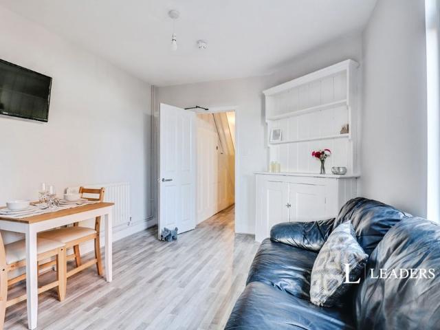property to rent Harsnett Road, Colchester, CO1