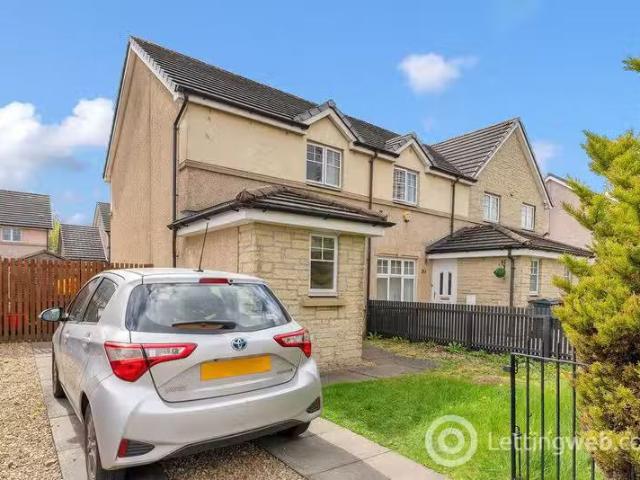 Property to rent in Muirhouse Drive, Muirhouse, Edinburgh, EH4.