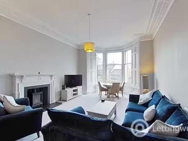 Property to rent in Murrayfield Avenue, Edinburgh, EH12