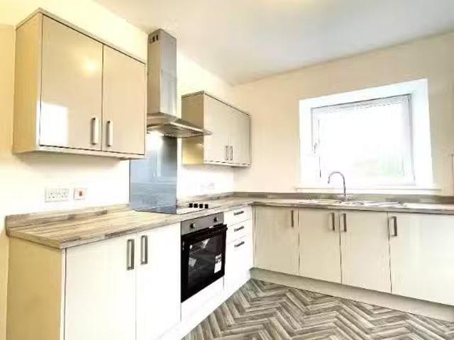 Property to rent in Main Street, Cowdenbeath, Fife, KY4 8AJ