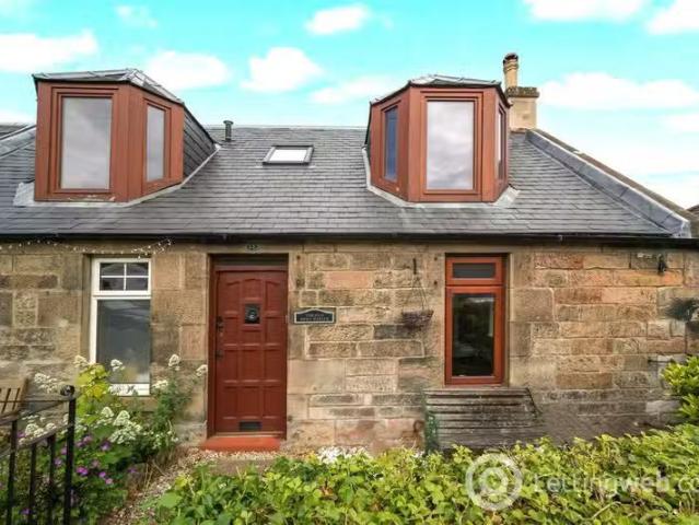 Property to rent in Main Street, Kirkliston