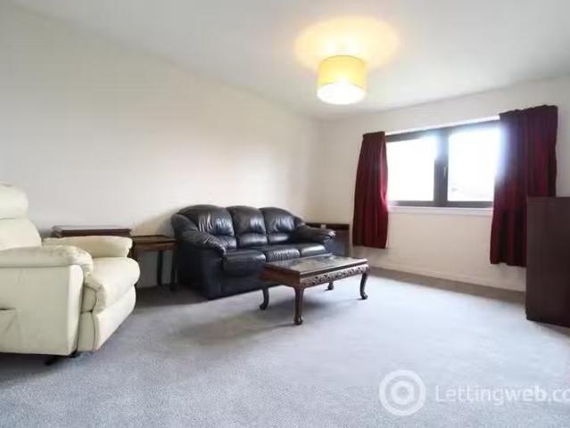 Property to rent in Mastrick Road, Aberdeen, AB16