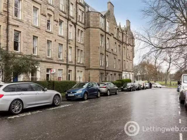 Property to rent in Marchmont Crescent, Edinburgh