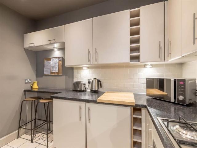 Property to rent in Marchmont, EH9, Roseneath Terrace properties 573089