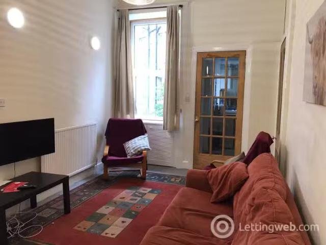 Property to rent in Marchmont Road, Edinburgh, EH9