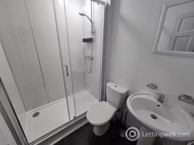 Property to rent in Marischal Street
