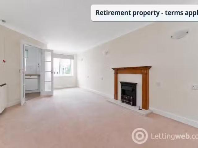 Property to rent in Maxwell Street, Edinburgh, EH10
