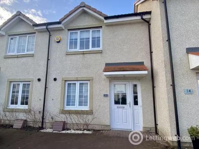 Property to rent in Mc Lean Crescent, Whitburn