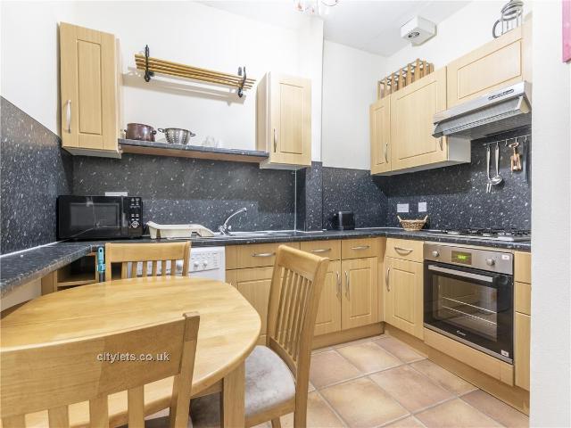 Property to rent in Meadowbank, EH7, Marionville Road properties 306359