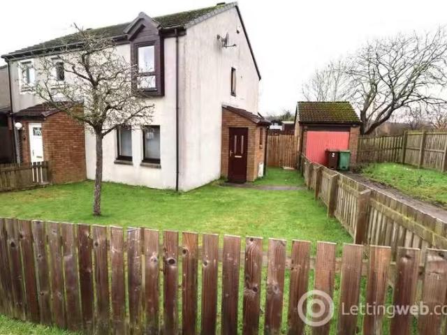 Property to rent in Meadowpark Road, Bathgate