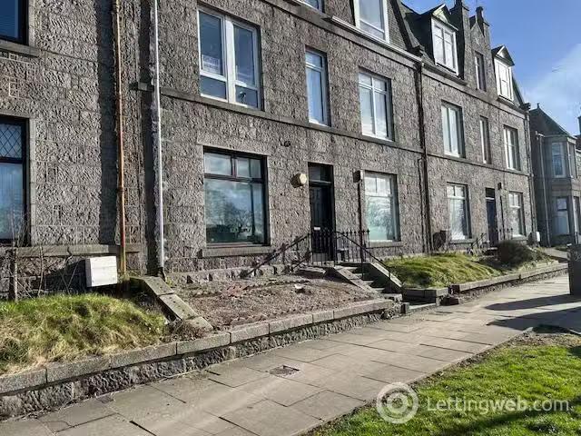 Property to rent in Menzies Road, Torry, Aberdeen, AB11 9AL