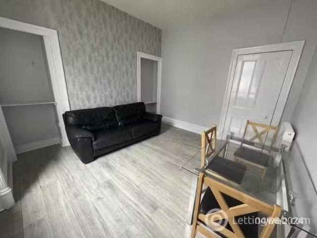 Property to rent in Menzies Road, First Floor Right, Aberdeen.