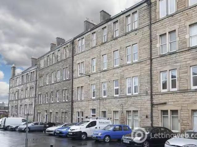 Property to rent in Milton Street,, Edinburgh, EH8 8EZ
