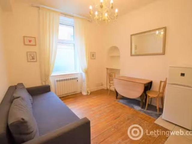 Property to rent in Milton Street, Holyrood, Edinburgh, EH8 8HE