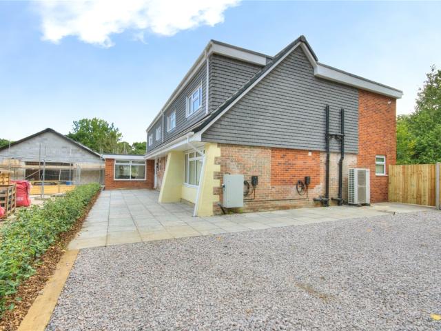 Property to rent in Moorlands Farmhouse 1, West End, Southampton, Hampshire, SO30 | Leaders