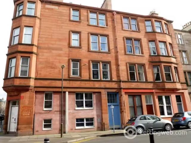 Property to rent in Montpelier Park, Edinburgh