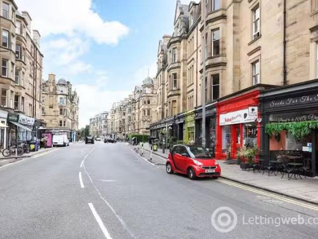 Property to rent in Montpelier Park, Edinburgh, EH10 4NJ