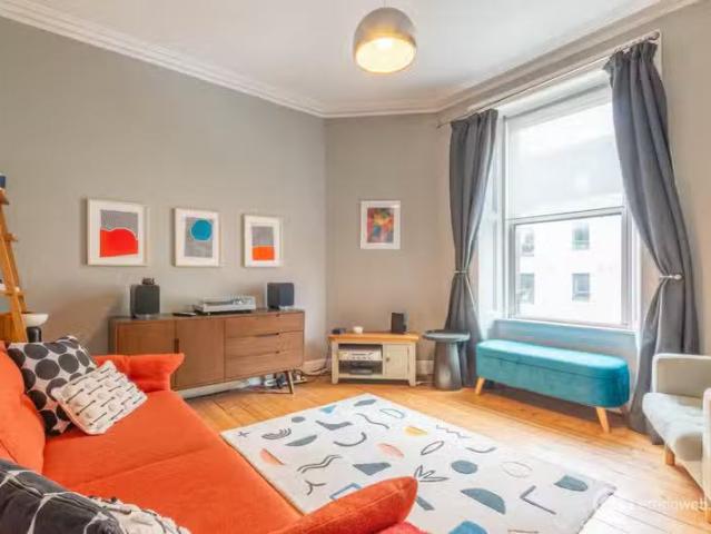 Property to rent in Newhaven Road, Edinburgh, EH6