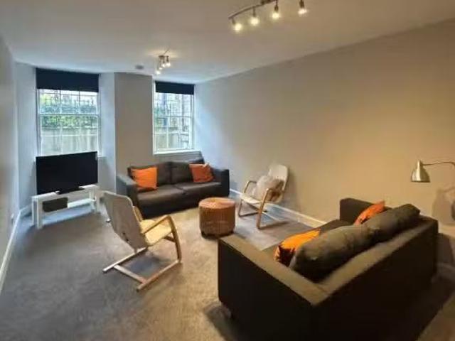 Property to rent in Newington Road, Edinburgh, EH9