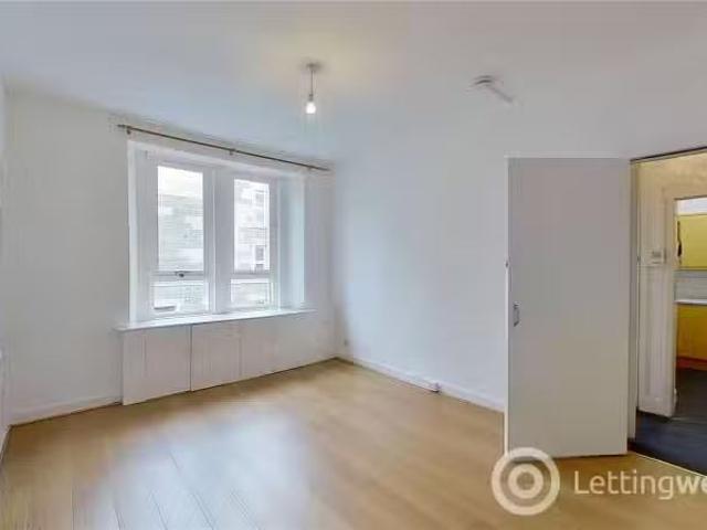 Property to rent in Newton Street, Edinburgh, EH11