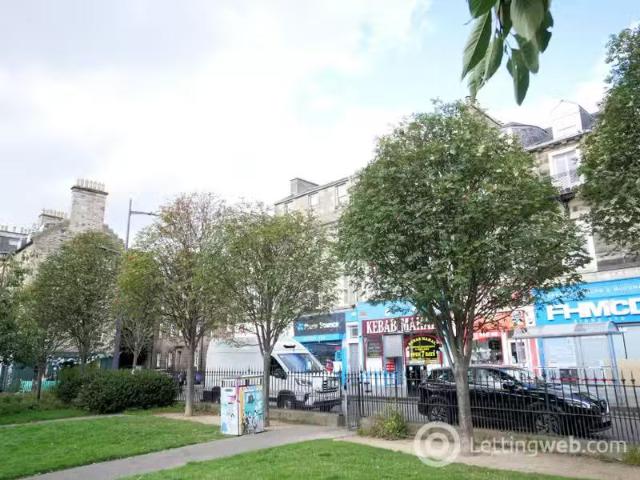 Property to rent in Nicolson Square, Newington, Edinburgh, EH8.