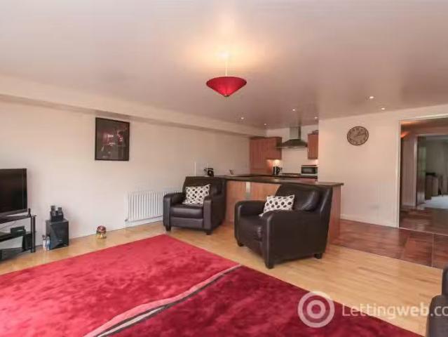 Property to rent in NORTH WERBER ROAD, EDINBURGH, EH4