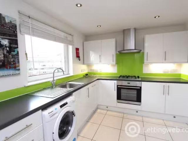 Property to rent in Northfield Grove, Edinburgh, EH8 7RL