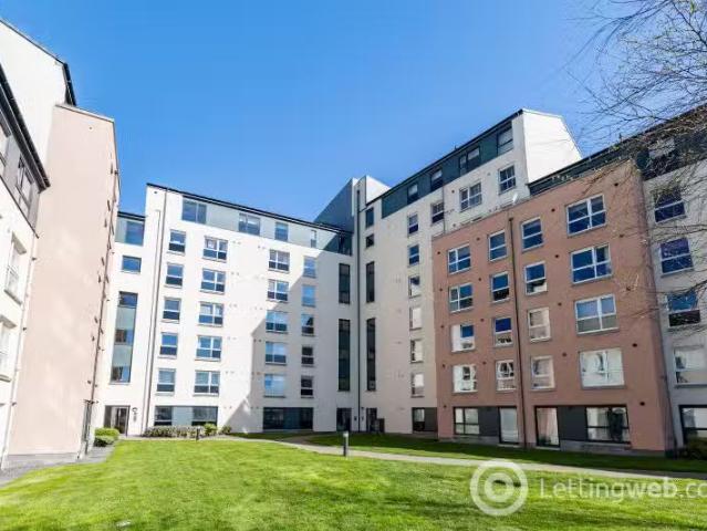 Property to rent in Ocean Apartments, 52 54 Park Road, City Ce.
