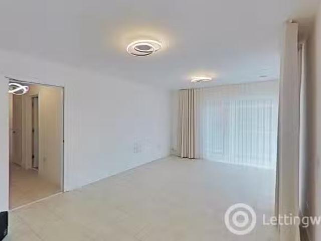 Property to rent in Ocean Drive, Edinburgh, EH6