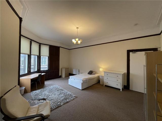 Property to rent in Old Town, EH1, Bank Street properties 586026