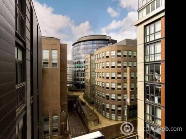 Property to rent in Oswald Street, Glasgow