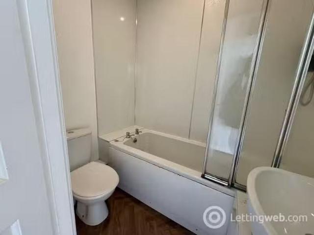 Property to rent in Attic Floor Left, 190 Union Grove, Aberdee.