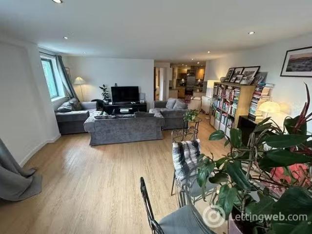 Property to rent in Abbey Lane, Edinburgh, EH8